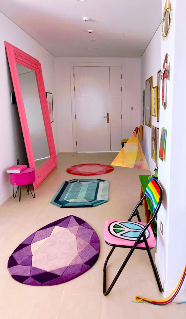 Bejewel your floor with a gemstone rug - Diamonds in the Library