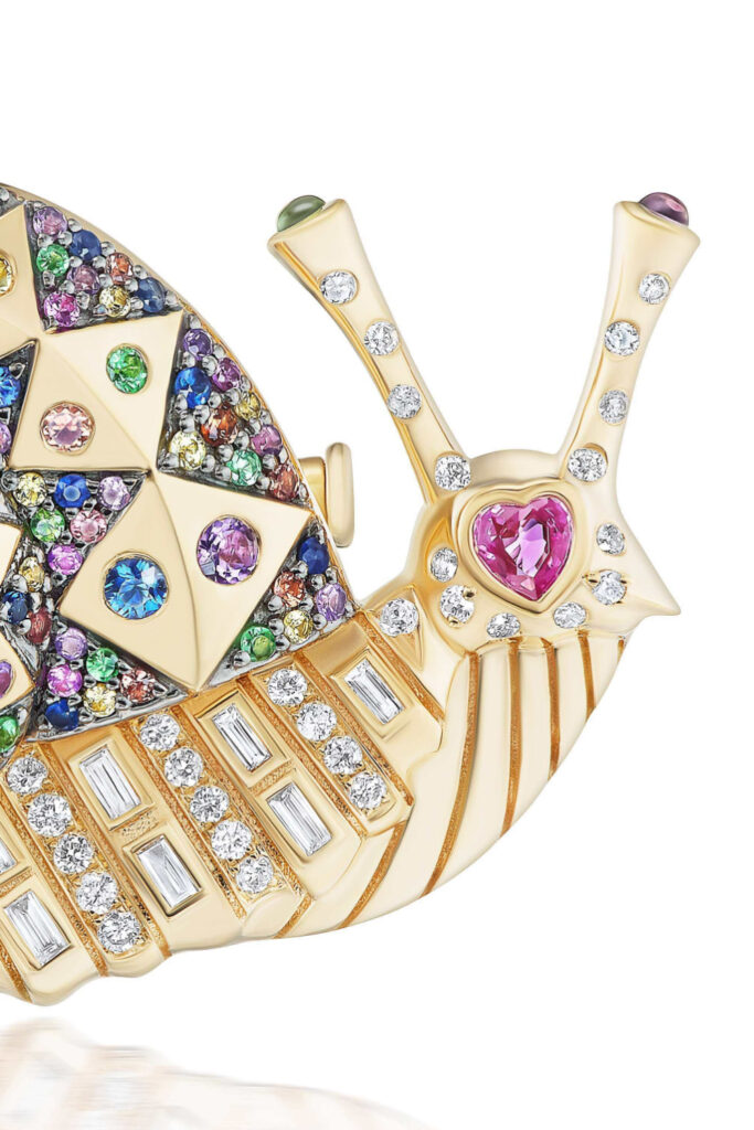 Chillin' like a Harwell Godfrey snail. - Diamonds in the Library